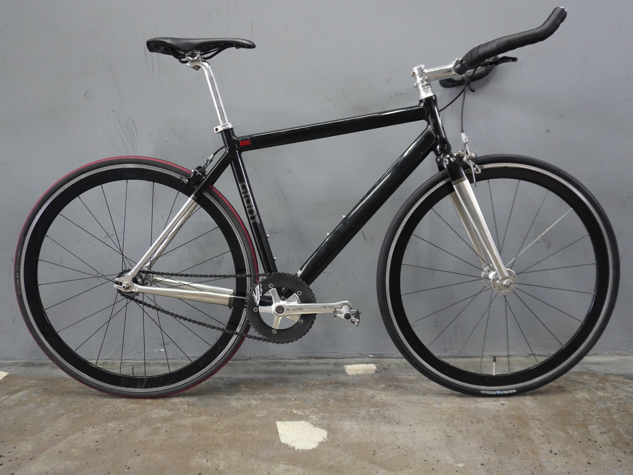 Giant Bowrey 84' Fixie Road Bike